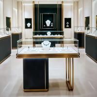 China Elegant Jewelry Boutique Design with Polished Marble Flooring and 600X600X1300MM Display Case for No Need Installation for sale