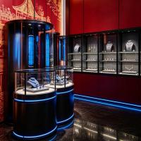 China No Need Install Jewelry Shop Design with 600X600X1300MM Display Case and Custom-Made Logo for Luxury Jewelry Store Layout for sale