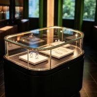 China Pre-Assembled Jewelry Shop Design with Shatter-Resistant Tempered Glass and Customized Overall Dimensions for Jewelry Store Display Case for sale
