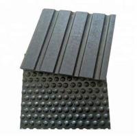 China Traction Surface Horse Stable Mats Grooved Bottom Rubber Trailer Mats for sale