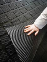 China Rubber Dairy Interlocking Horse Mats Anti Knock Thickness 15mm for sale
