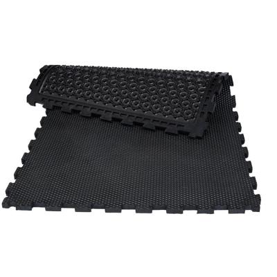 China 25mm Outdoor Horse Rubber Mat Wear Resistant W X 6 Ft. T X 4 Ft. for sale