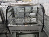 China Commercial Cold Fresh Counter Cake Showcase for sale