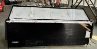 China 2500mm Curved Meat Display Counter with Steel Bumper & Customisable Cabinet Colour for sale