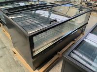 China 2100mm Plug‑in Static‑cooling Commercial Freezer Display Island With Sliding Door for sale