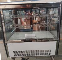 China 660mm Counter‑Top Flat‑Front Cake Chiller Double‑Tempered‑Glass Mini Dessert Showcase for sale