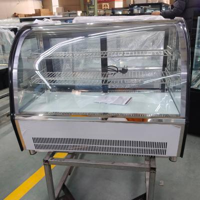 China 900mm Counter‑Top Curved‑Front Commercial Cake Chiller Curved‑Tempered‑Glass Bar Dessert Cabinet for sale