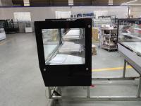 China Wide Countertop Refrigerated Display Showcase with Flat Glass for Bakery LISA120R for sale