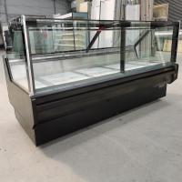 China CommercialFan Cooling R290 Right Angle Meat Display Fridge For Supermarket for sale