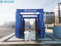 China KOLON Drive Through Emergency Stop Button Equipped Bus Wash Machine With PLC Control 267L Water Consumption for sale