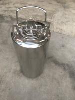 China Customized SS Home Brew Keg , 5 Gallon Corny Keg With Pressure Relief Valve And Lids for sale