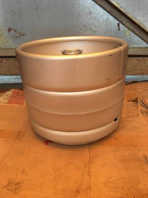 China 10L slim beer keg with 312mm diamter, brewery beer storage tank for sale