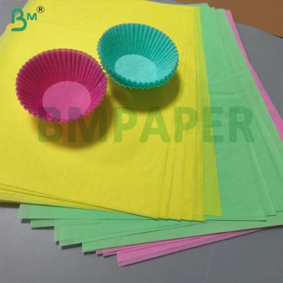 China Muffin Liner Paper Heat Resistant Easy Release Non Stock Cupcake Paper for sale