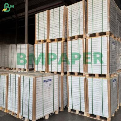 China 30g 40g Confectionery Paper For Candy Wrapping Lightweight Non - Stick 50 x 70cm for sale