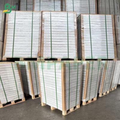 China 72gsm Clear Image NCR Carbonless Copy Paper Sheets in Reams for sale