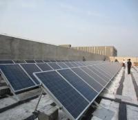 China Natural Silver PV Solar Panel Installation Aluminum Steel Solar Ground Mounting Rail for sale