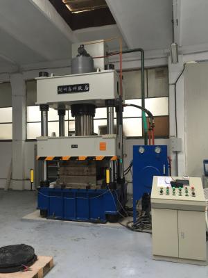 China Fully Automatic 400 Ton Hydraulic Press Machine , Four Column Hydraulic Press for sale