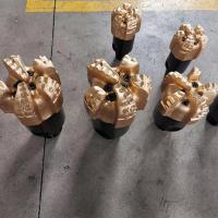 China 13 1/2 Inch 6 Blade PDC Diamond Drill Bit with KM Cutters for Hard Formation Oil Well Drilling for sale