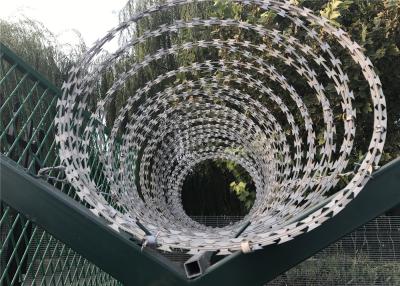 China 3D WIRE MESH FENCE PANELS, SOFT PVC COATED RAL 6005 MADE IN CHINA for sale