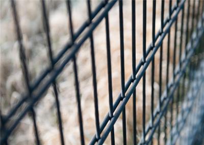 China 2D mesh fence Panels ,Rigidity Fence Panels 656 mm ,868 mm Hot Dipped Galvanized Or Powder Coated for sale