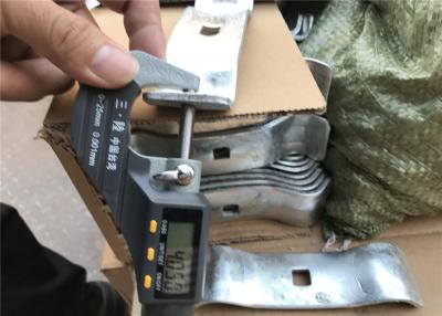 China Temporary Fence Clamp OD 32mm 4.00mm wall thick 100mm length Hot dipped Galvanized for sale