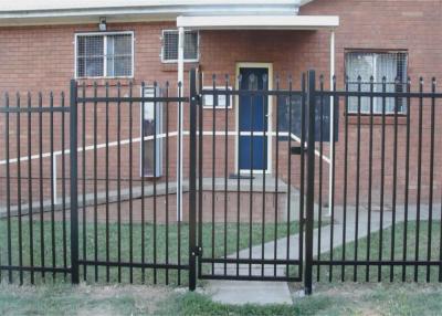 China High Quality Steel Fencing Panels and Gates for sale