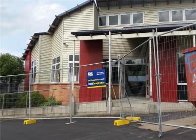 China AS4687-2007 Standard temporary fence panels 2.1mx2.4m 14 microns and 42 microns hdg standard construction fence panel for sale