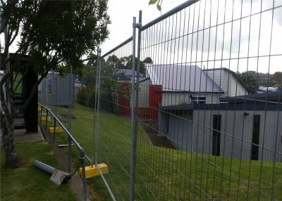 China temporary fence panels 2.1mx2.4m AS4687-2007 OD32mm PRE-GALVANIZED fencing panels HDPE base for sale