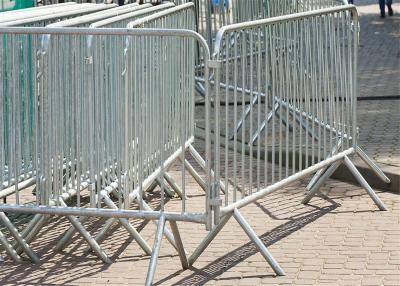 China Hot dipped Galvanized In Zinc Spa Crowd Control Barrier for sale