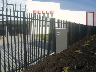 China 2100mm*2400mm Australia standard black garrison spear tubular steel fence for sale