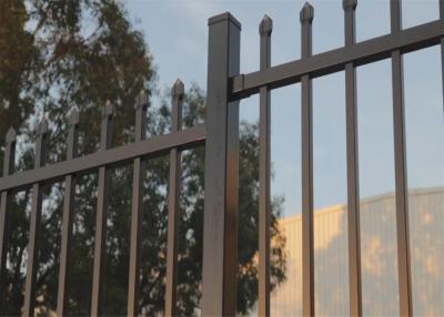 China Security Garrison Fencing Panels 2.1mx2.4m rails 45mm*45mm upright 25mm Hot dipped Galvanized to Be 300gram/m2 for sale