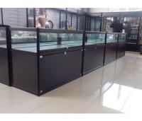China Stylish Retail Shops Aluminum Jewelry Glass Display Showcase for Shoes 7 1800*1800*2000 for sale