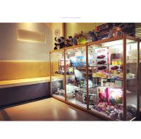 China 1800*1800*2000 Anti-Theft Showcase Display Cabinet for Shoes Toys and More Store Display Rack for sale