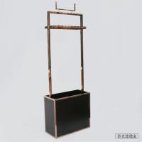 China Free Golden Clothing Store Belt Display Stand Supermarket Rack Design for Retail Shops for sale