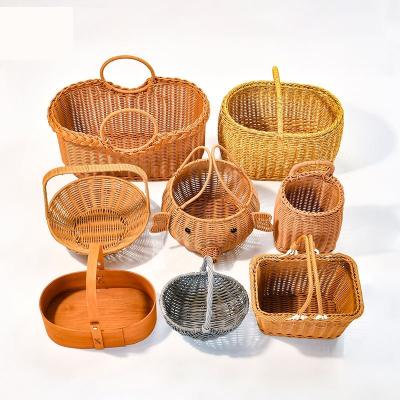 China OEM Bagease Banneton Pp Kitchen Weave Plastic Food Laundry Lid Gift Hamper Bamboo Rattan Wicker Organizers Woven Storage Basket for sale