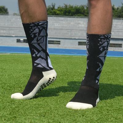 China Knitted Anti-Slip Football Socks Thickened Breathable Sports Socks for Men and Women for sale