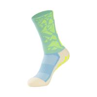 China Character Pattern Type Sports Socks Non-Slip Basketball Football Socks for Men for sale