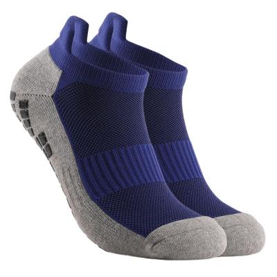 China Men's Sporty Padded Ankle Soccer Socks with Regular Style and Anti Slip Grip Bottom for sale