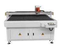China CE Oscillating Knife Cutting Machine For Foam And Carton Sheet Board for sale