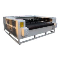 China Mutual Movable 4 Heads Laser Engraving Cutting Machine 80W 100W For Nylon Rug Mat Carpet for sale