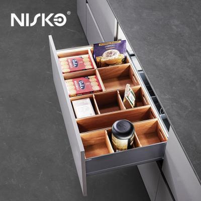 China Multipurpose Kitchen Pull Out Basket Wooden Storage Organizer with LED Light - 541×455×138mm to 841×455×138mm Sizes for sale
