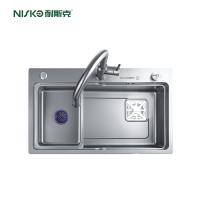 China 16 Gauge 304 Stainless Steel Double Bowl Kitchen Sink with Pull-Out Spray Faucet - 30