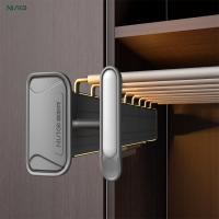 China Aluminum Side Mounted Trousers Rack with Soft Close - 450mm Cabinet Size, 362x475x122mm Dimensions for sale