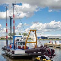 China Sand Dredging Compact Cutter Suction Dredger with Thick Marine Steel Plate for sale