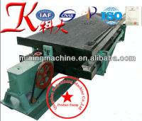China Mobile 92% Gold Concentration Shaking Table 220V 200 KG Gravity Mineral Separator for sale