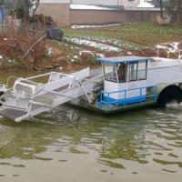 China 2.6m Harvesting Width Aqua Weed Harvester with 3000m2/h Garbage Loading Capacity CE Certified for sale