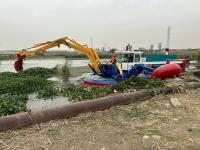 China Watermaster Dredger Amphibious Dredger 6.5m Dredging Depth 1500m 194KW for sale
