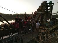 China Bucket Chain Dredger 400m3/h Output ISO9001 River Sand Dredging Equipment for sale