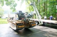 China Marine Steel Amphibious Weed Harvester 11m x 3.3m x 3.1m Hydraulic Track Drive for sale