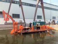China Self-Propulsion Cutter Suction Amphibious Dredger 1500m Discharge for Wetland Excavation for sale
